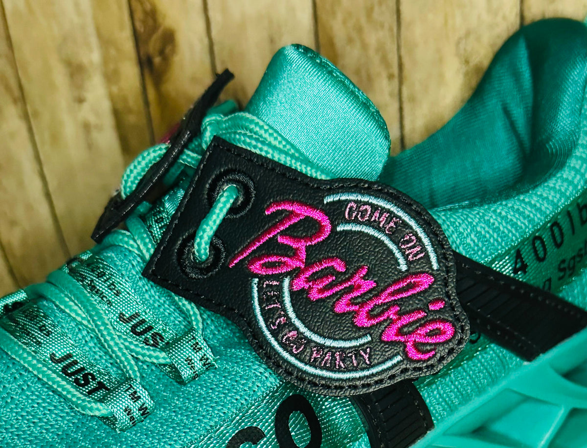 ITH Digital Embroidery Pattern for Come on Barb Let's Party Shoe Wings ...