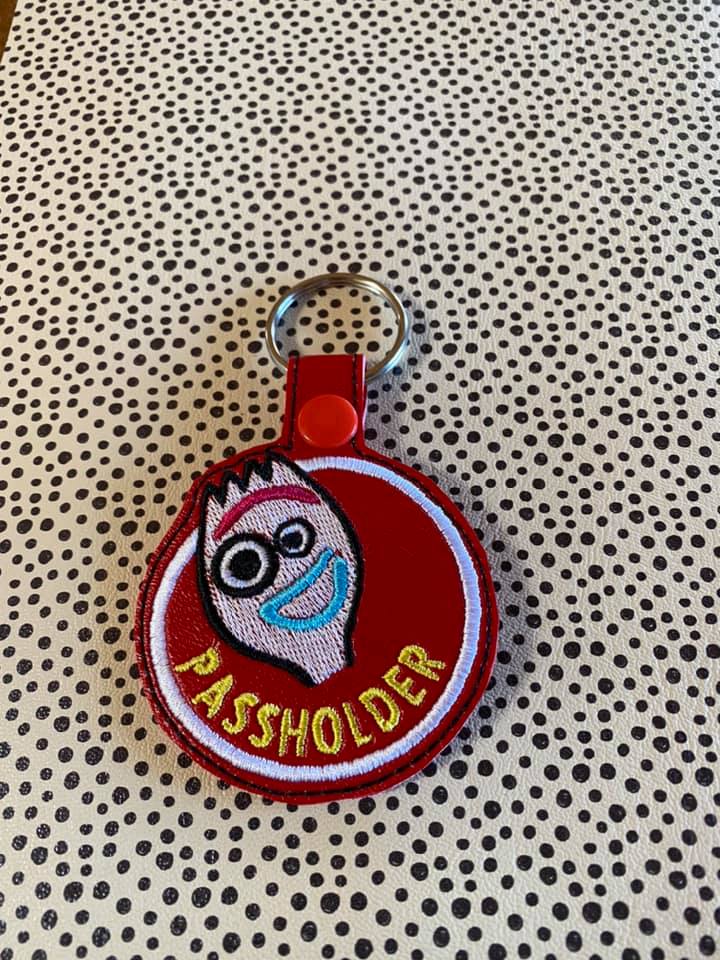 ITH Digital Embroidery Pattern For Spork Guy Passholder Snap Tab / Key ...