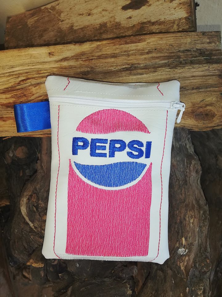 ITH Digital Embroidery Pattern for Retro Pepsi Can 5x7 Zipper Bag unli ...