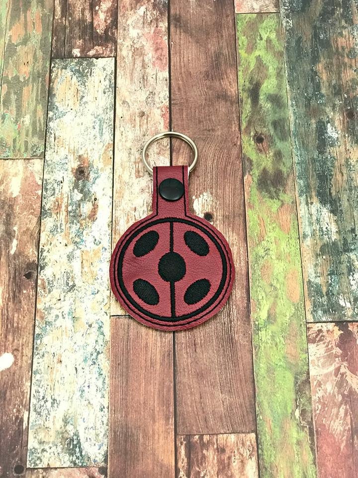 ITH Digital Embroidery Pattern for Miraculous Lady Bug Shell Snap Tab ...